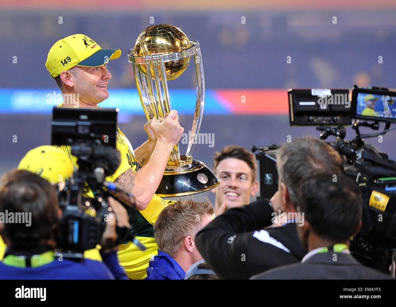 Icc world cup trophy hi-res stock photography and images - Alamy