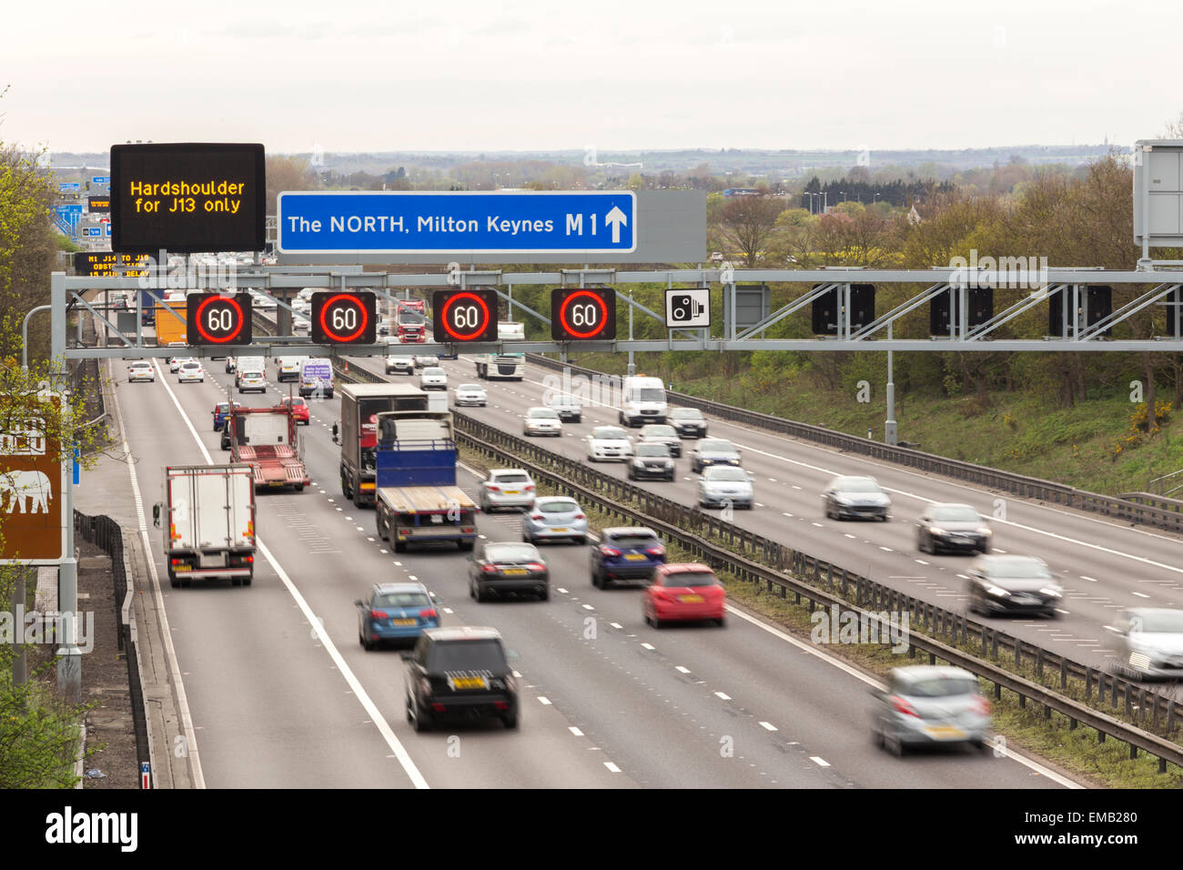 Smart motorway gantry signs hi-res stock photography and images - Alamy