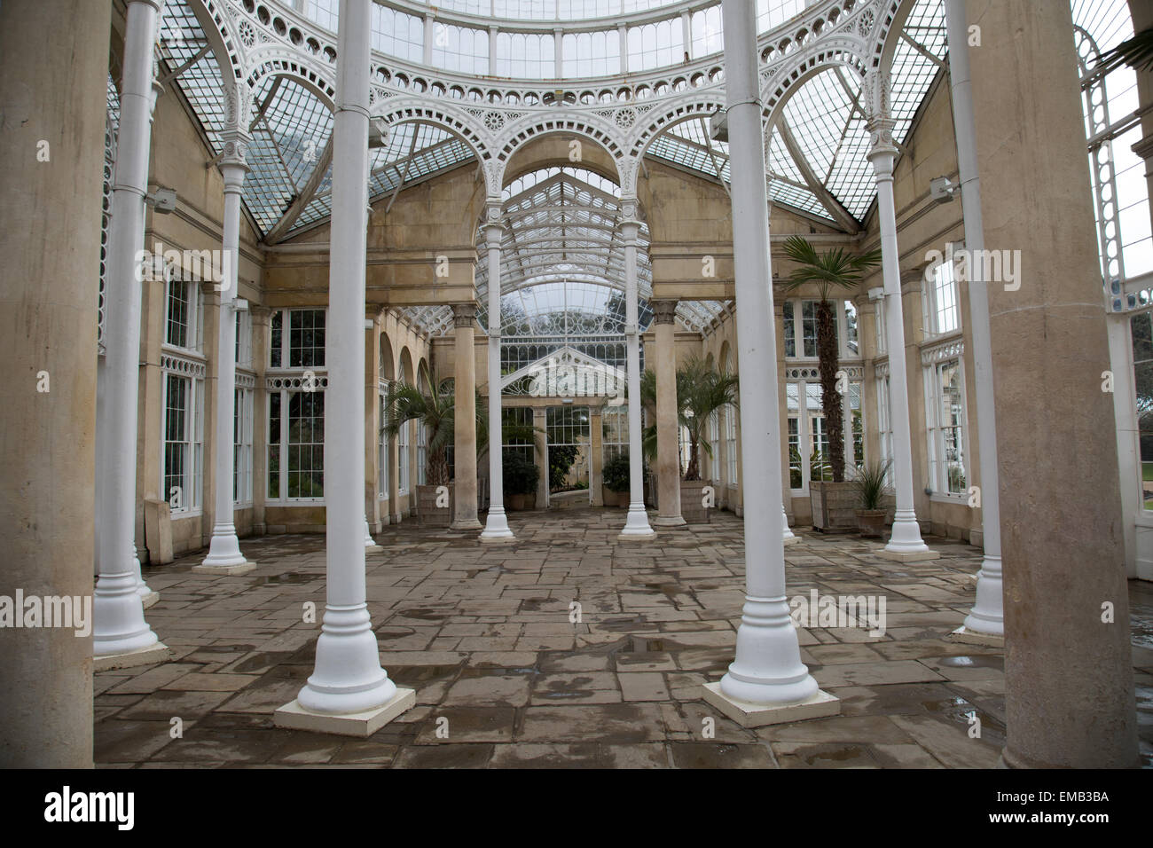 The Great Conservatory and Gardens, Syon House Stock Photo - Alamy