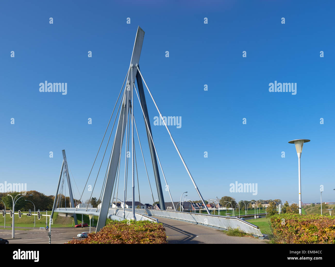 Modern suspension bridge hi-res stock photography and images - Alamy