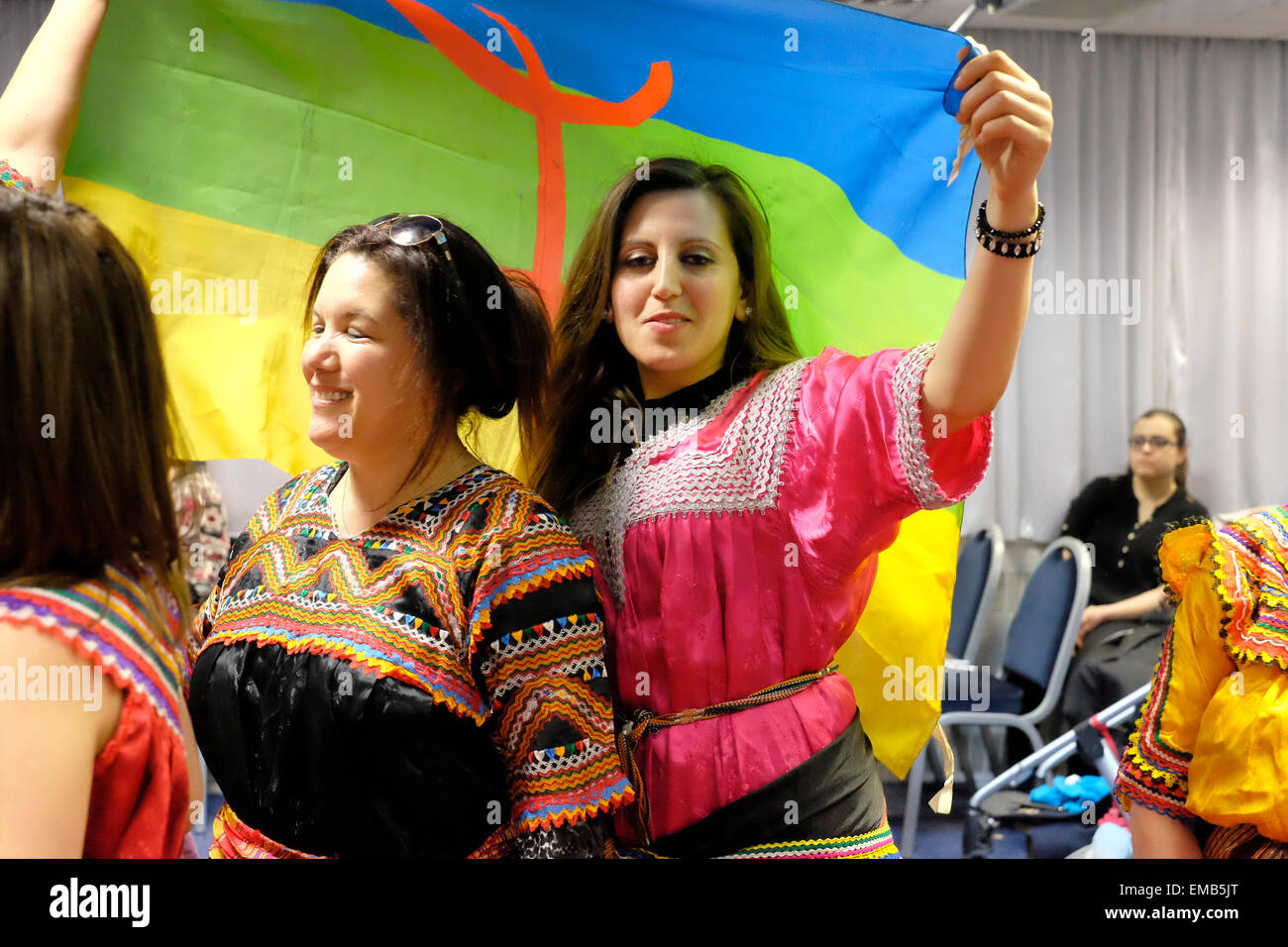 A portrait of two Algerian women with traditional dresses Stock Photo ...