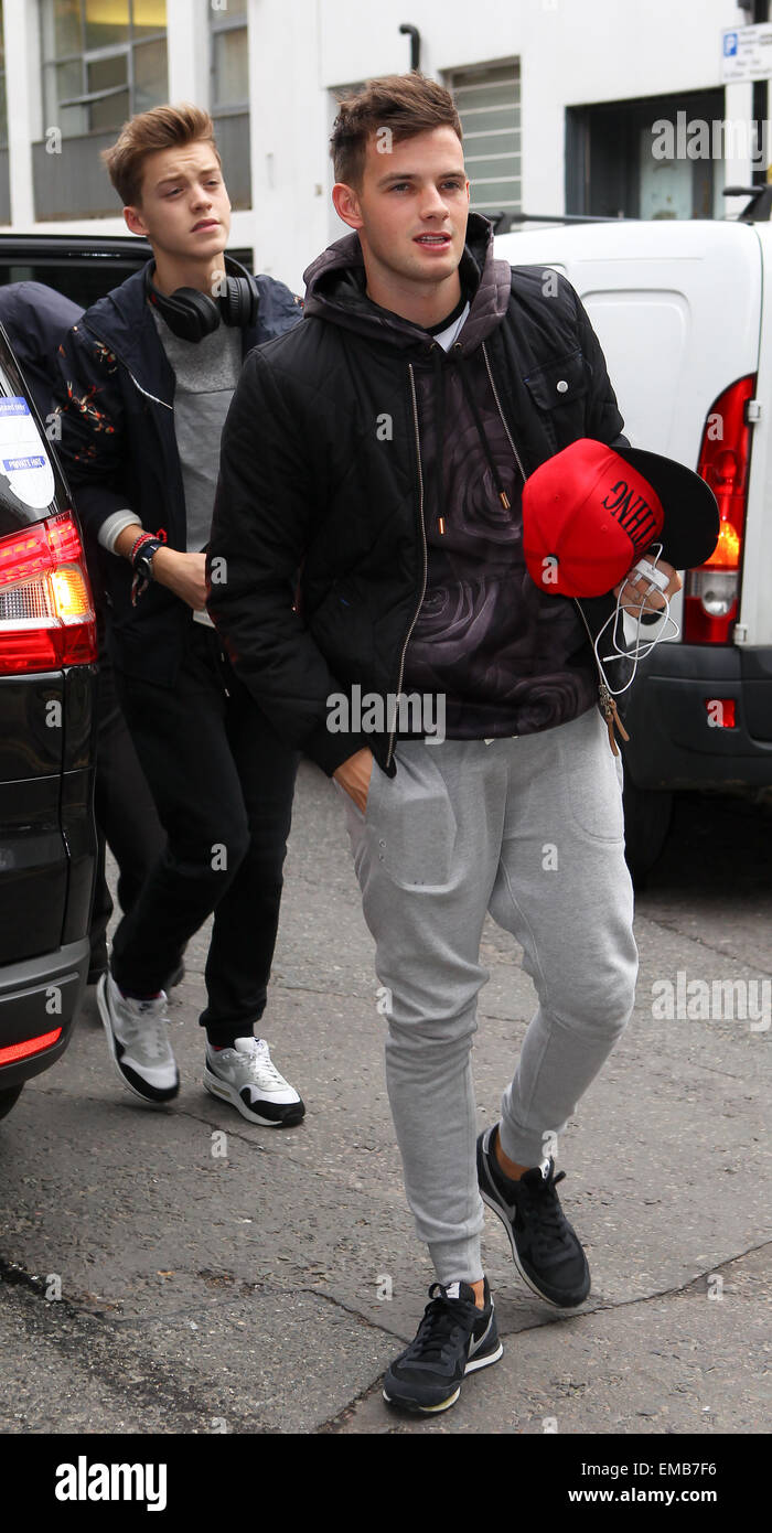 'X factor' finalists take a break from dance rehearsals Featuring ...