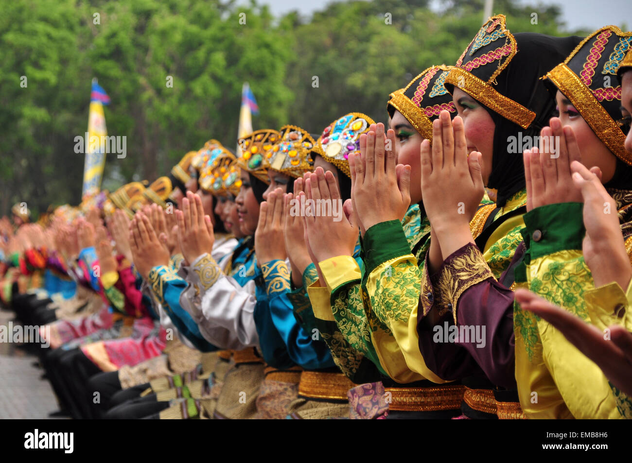 Indah hand hi-res stock photography and images - Alamy