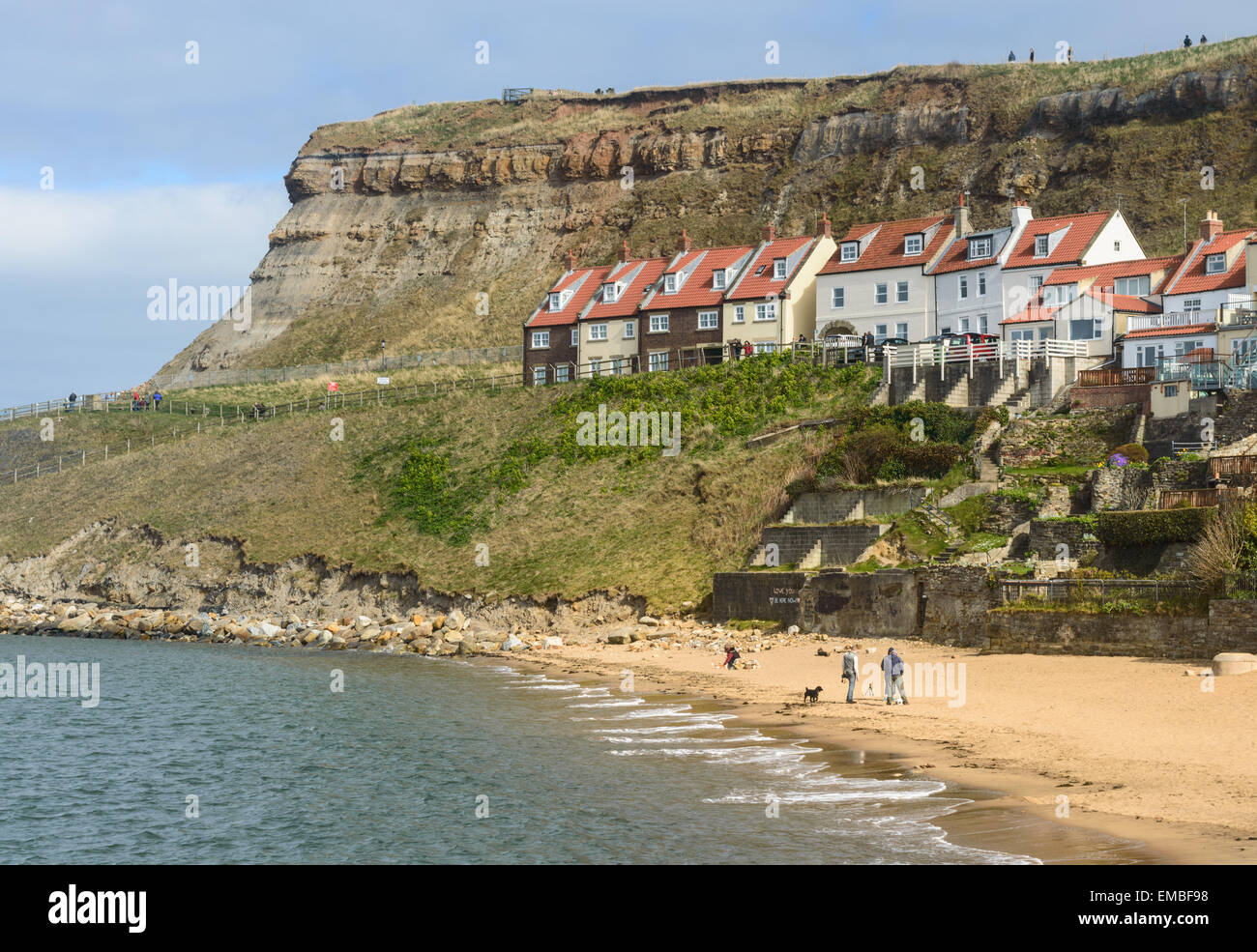 Whitby beach cliffs hi-res stock photography and images - Alamy