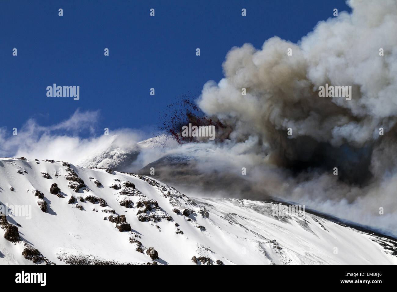 Volcanic paroxysm hi-res stock photography and images - Alamy