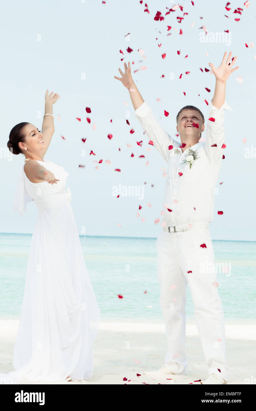 Man throwing flowers hi-res stock photography and images - Alamy