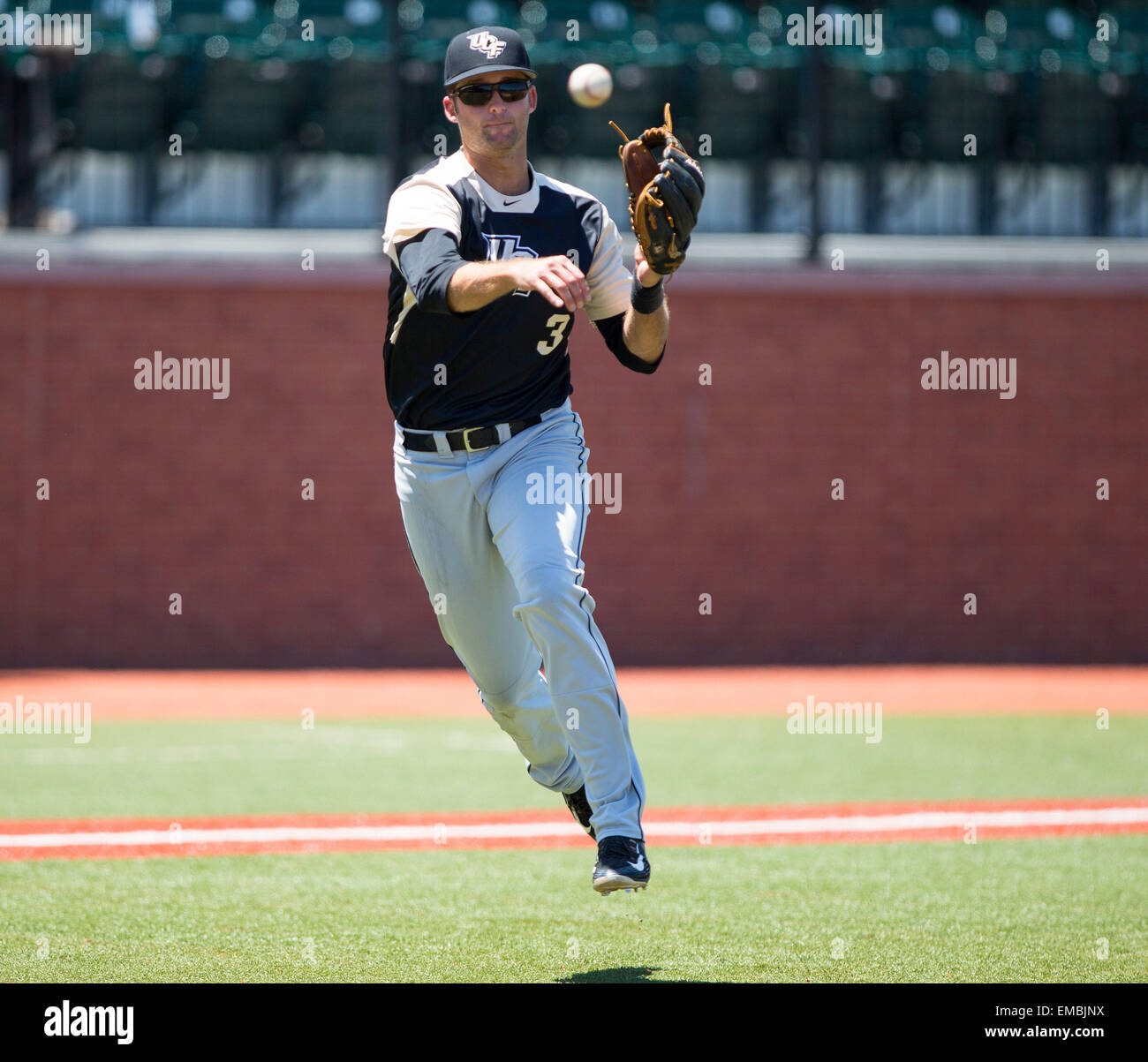 New Orleans, LA, USA. 19th Apr, 2015. UCF infielder Kam Gellinger (3 ...