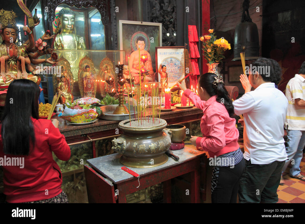 Vietnam, Ho Chi Minh City, Saigon, Jade Emperor Pagoda, interior ...