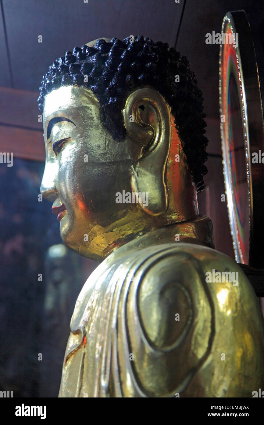 Jade emperor saigon vietnam hi-res stock photography and images - Alamy