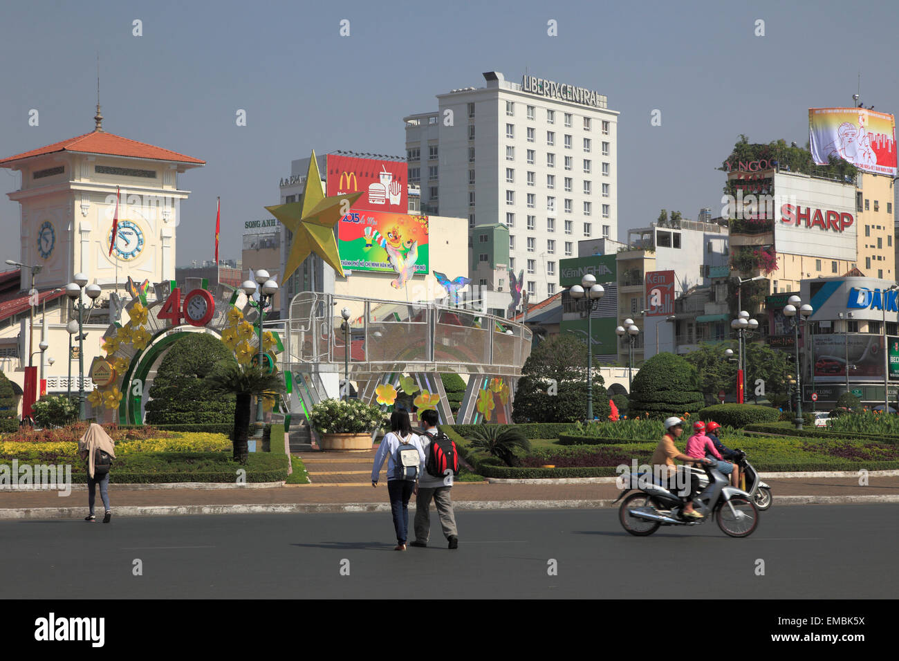 Vietnam, Ho Chi Minh City, Saigon, District 1, street scene, Ben Thanh ...