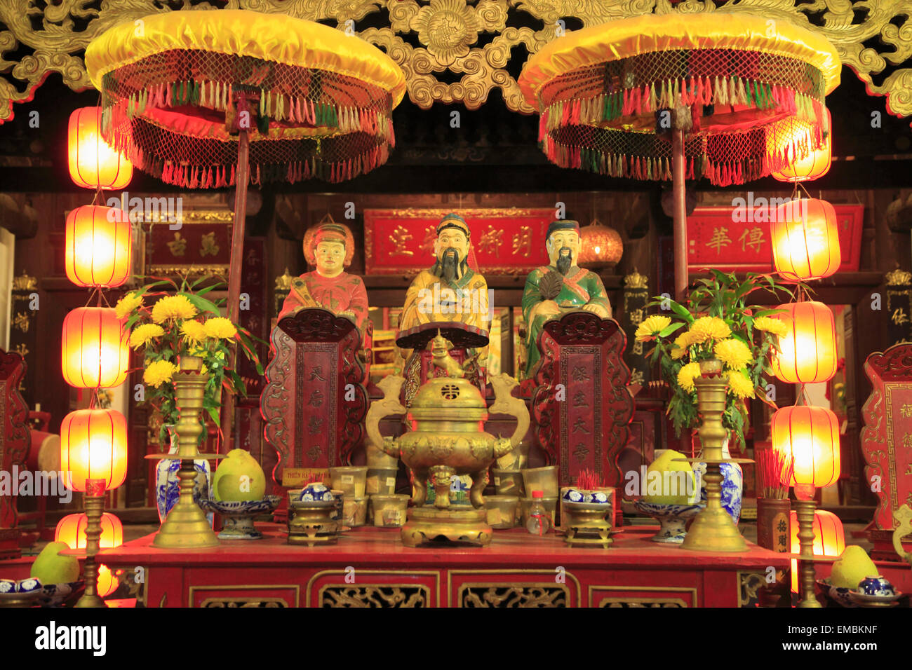 Vietnam, Hoi An, Quan Cong Temple, interior Stock Photo - Alamy