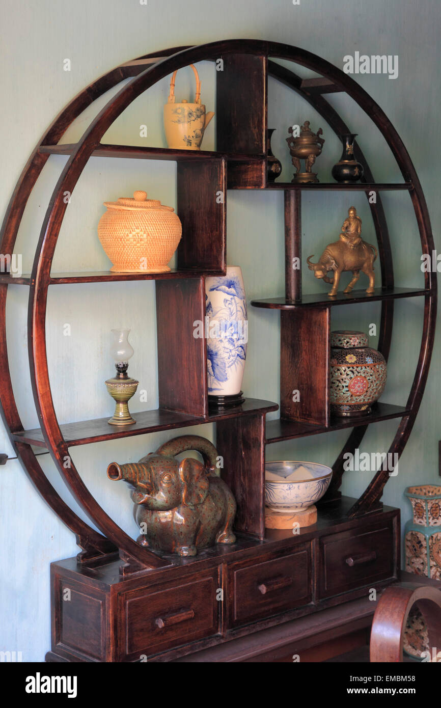 Vietnam, Hoi An, handicraft shop Stock Photo - Alamy