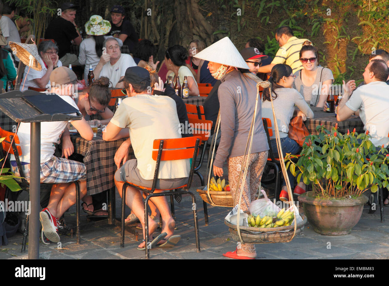 Vietnam, Hoi An, restaurant, people Stock Photo - Alamy