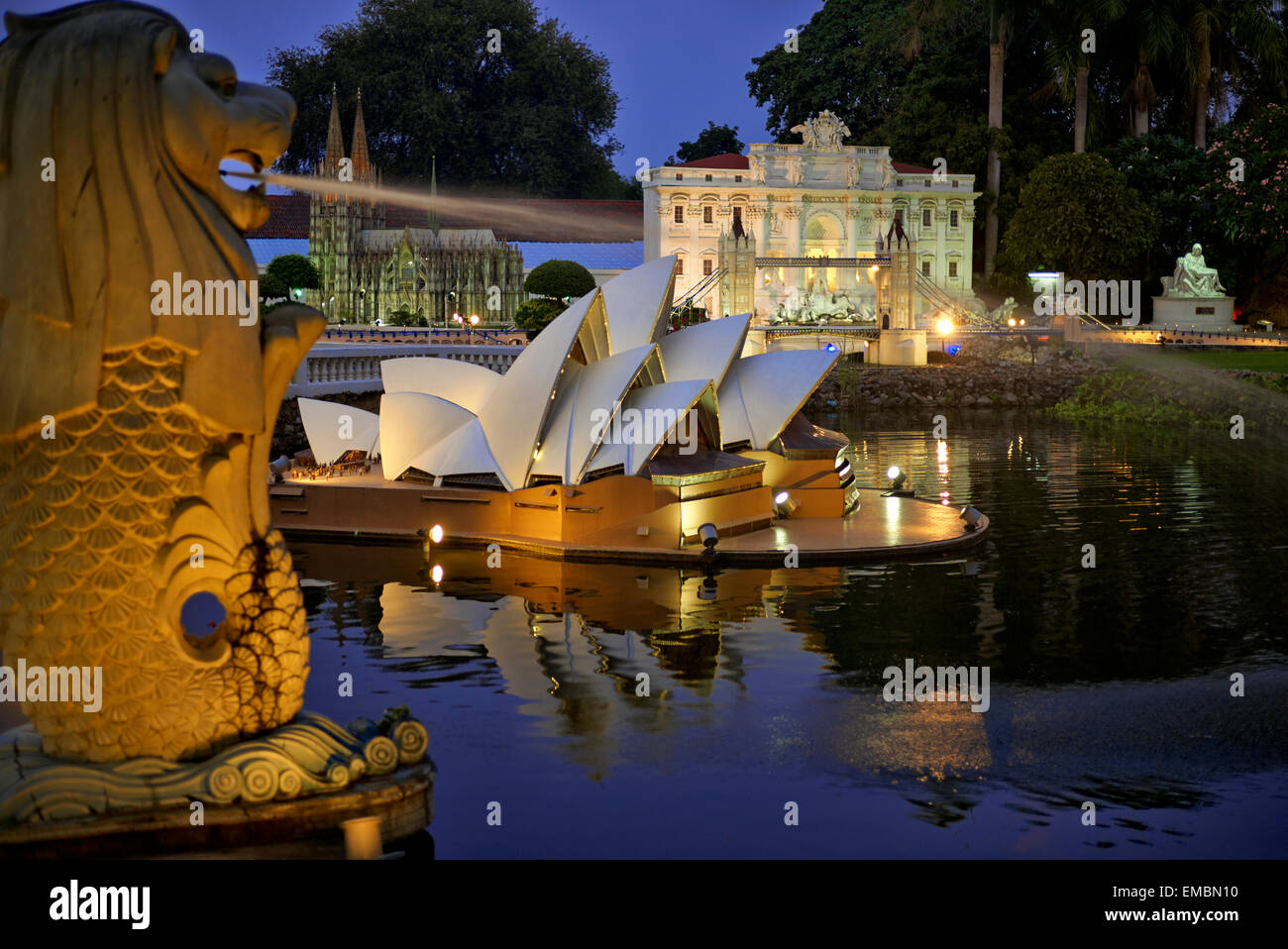 Miniature World. Scaled models of World iconic venues at Siam Mini ...
