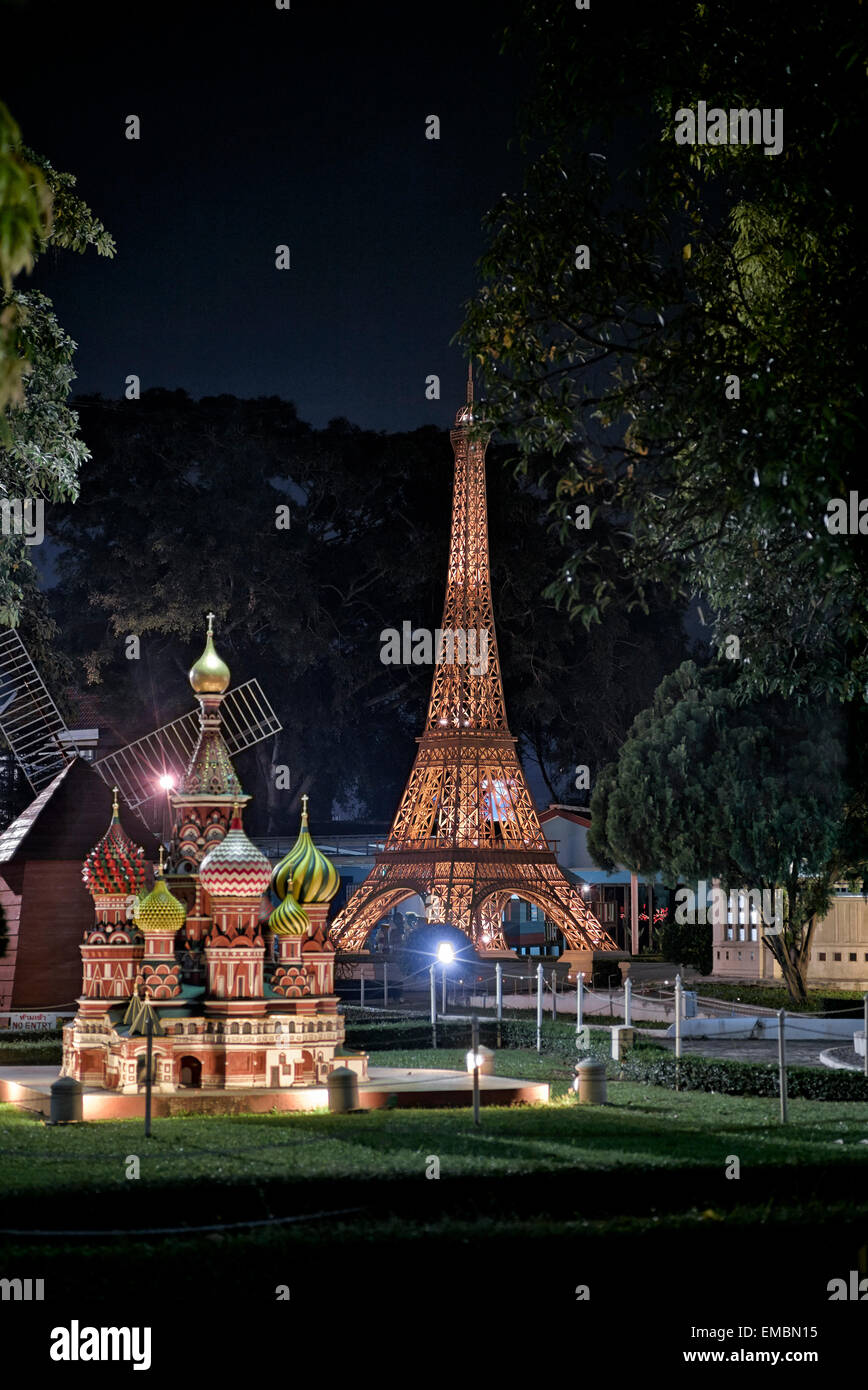 Siam tower hi-res stock photography and images - Alamy