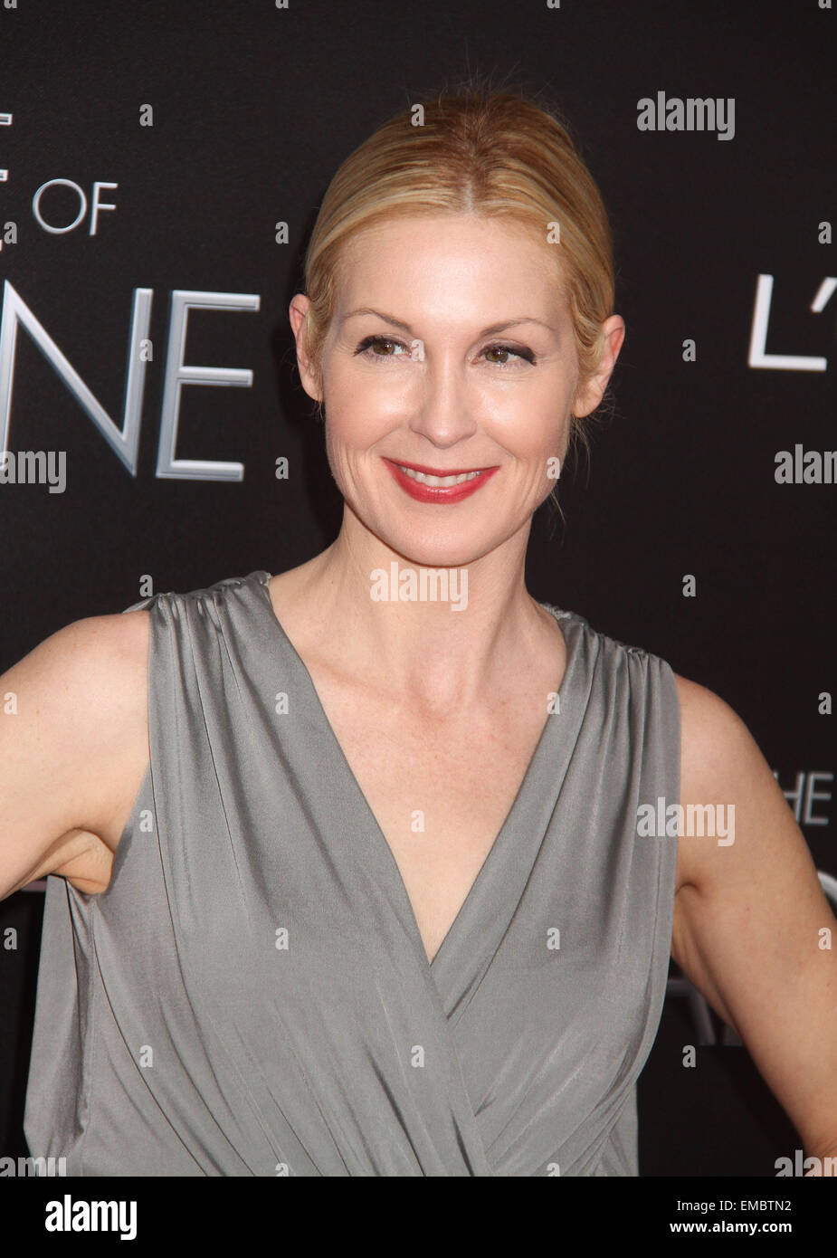 New York, New York, USA. 19th Apr, 2015. Actress KELLY RUTHERFORD ...