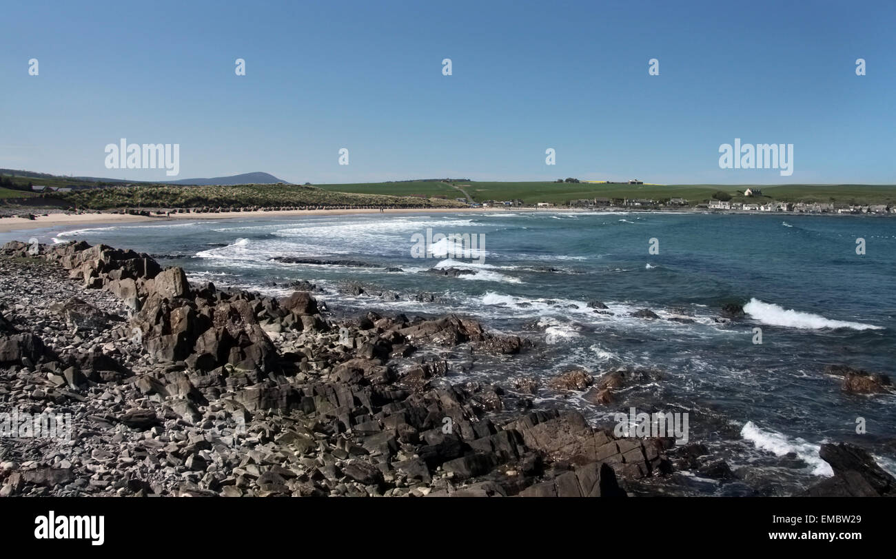 The far end of the beach at Sandend Bay, Banffshire, Scotland Stock ...