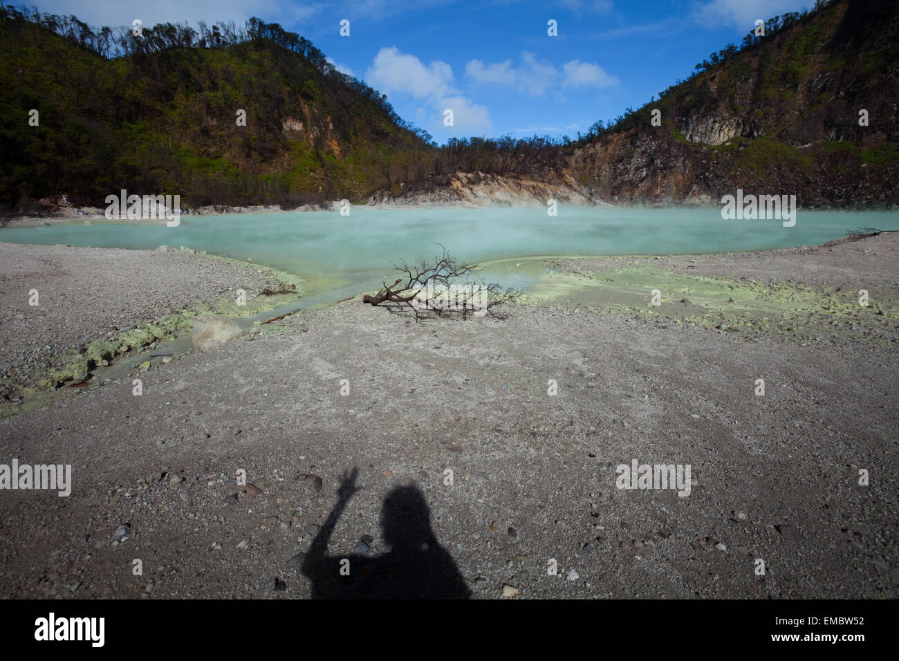 The crater of Mount Patuha, which is popularly known as Kawah Putih ...