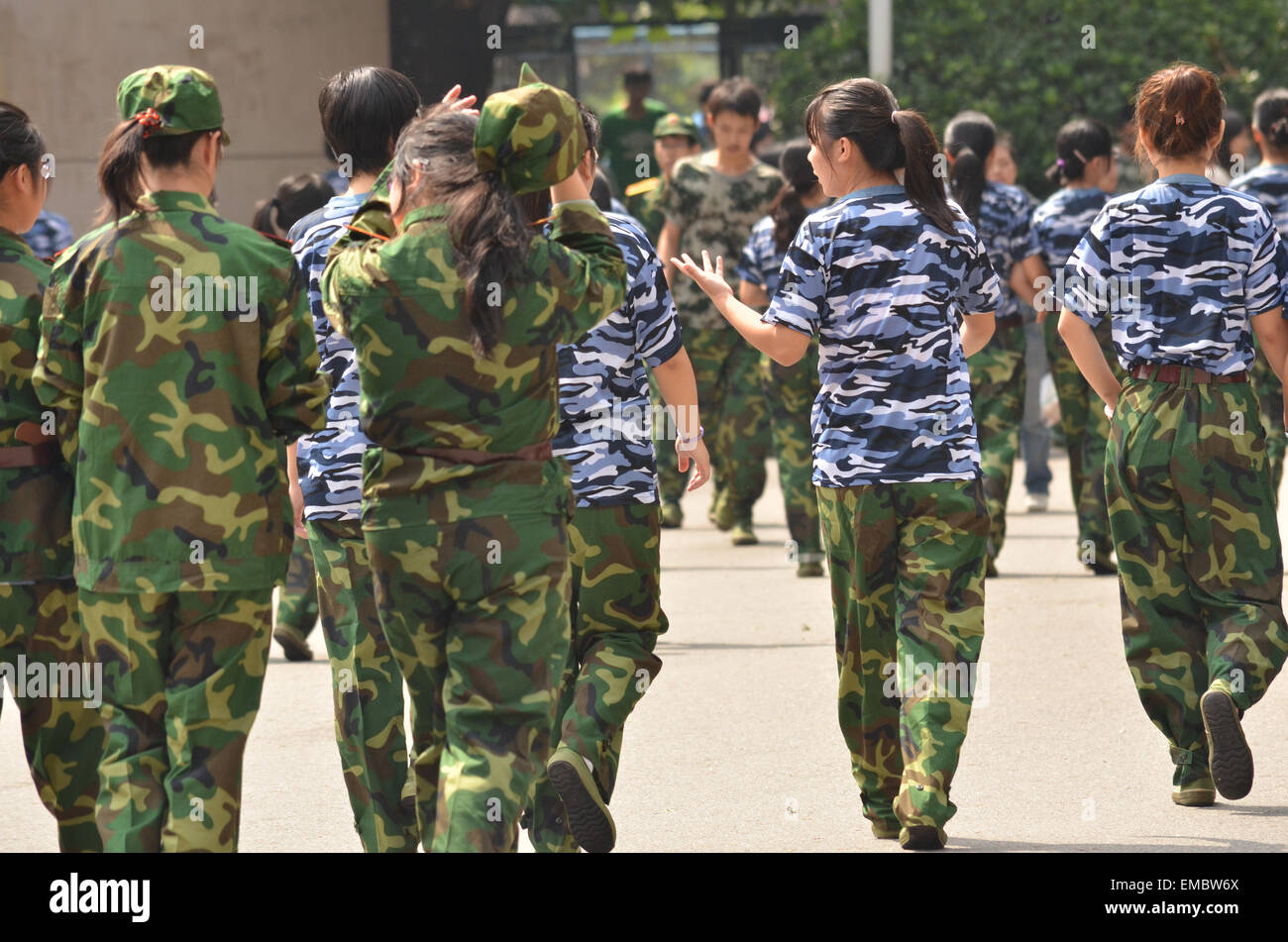 University students begin military training at University in Xi'an ...