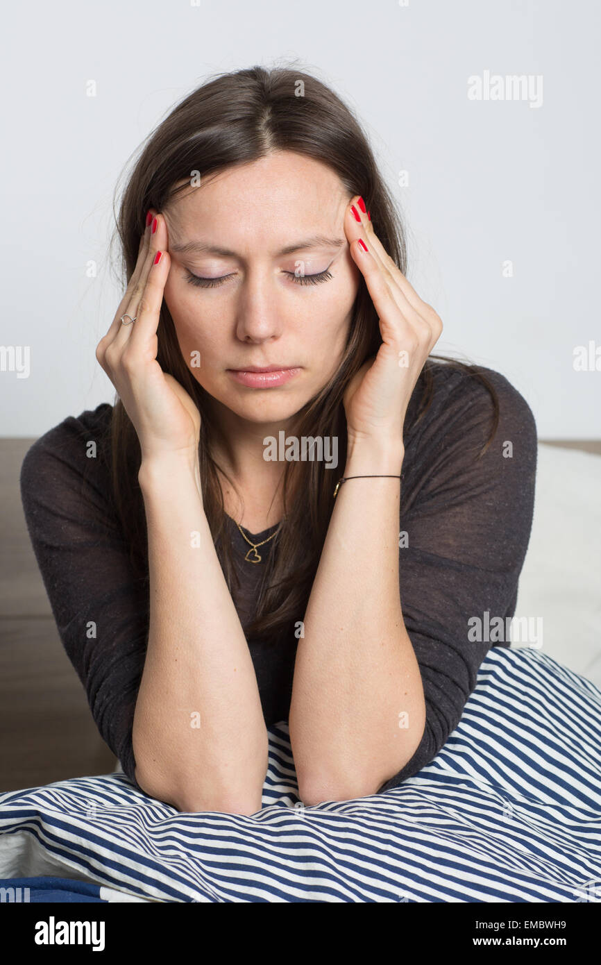woman trying to forget Stock Photo - Alamy