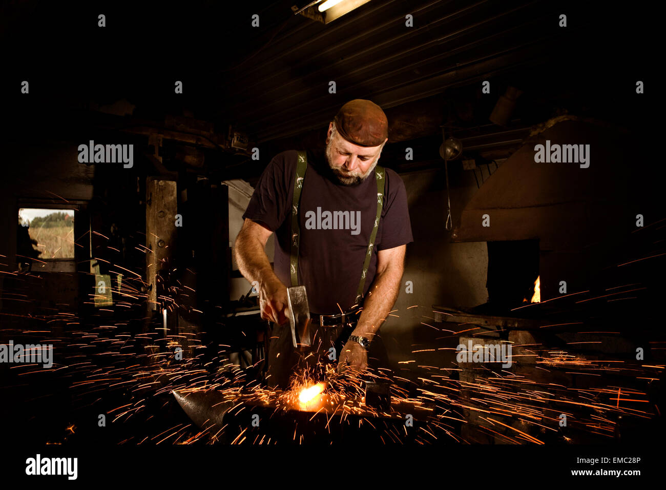 Anvil surrounded hi-res stock photography and images - Alamy