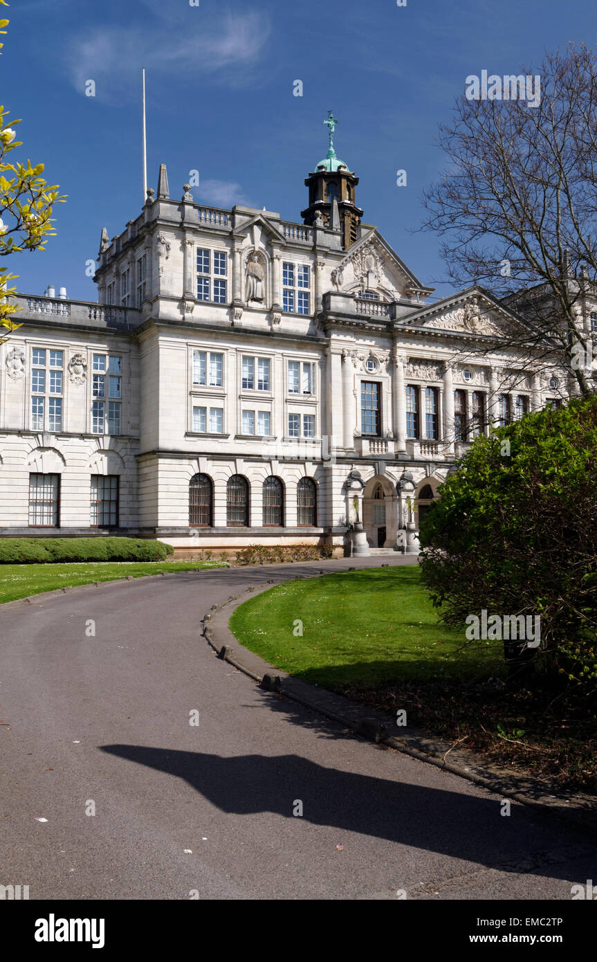Cardiff university building Cathays Park, Cardiff, South Wales Stock ...