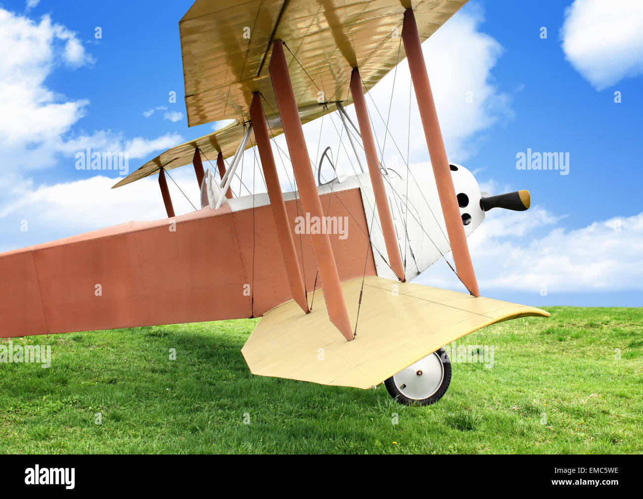 Old airplane historic hi-res stock photography and images - Alamy