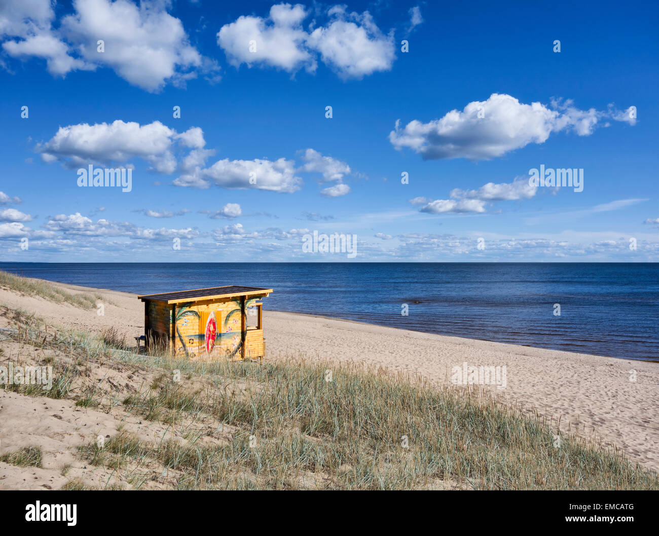Estonia, Kauksi, kiosk at the beach of Lake Peipus Stock Photo - Alamy