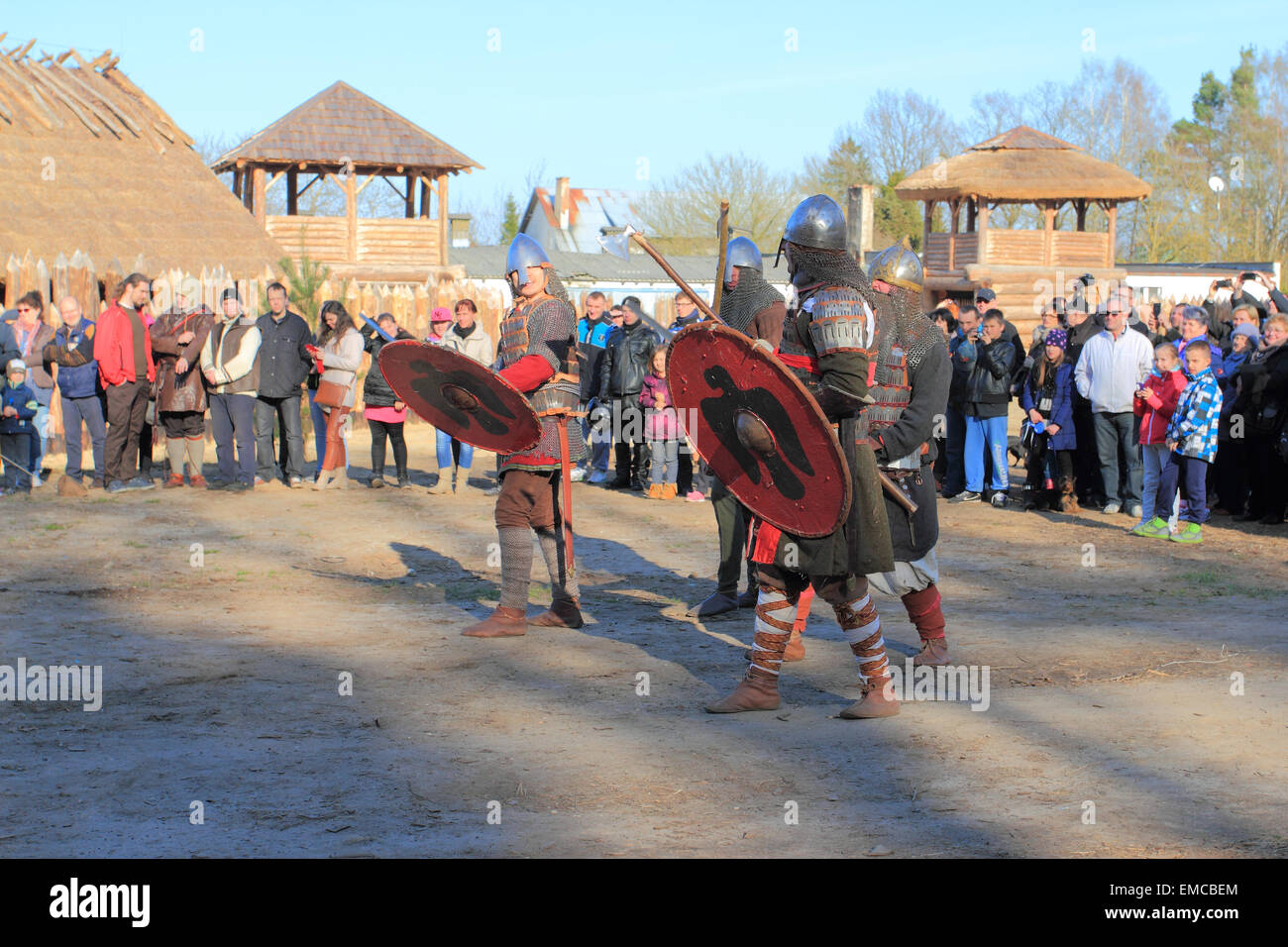 Medieval battle reenactment hi-res stock photography and images - Alamy