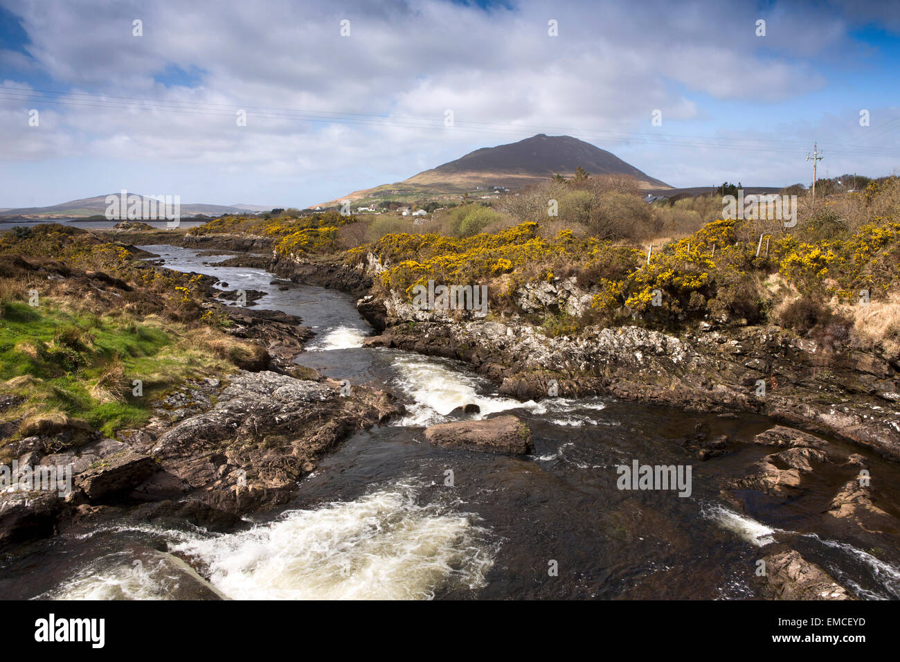 Ireland, Co Galway, Connemara, Letterfrack, Dawros River flowing into ...