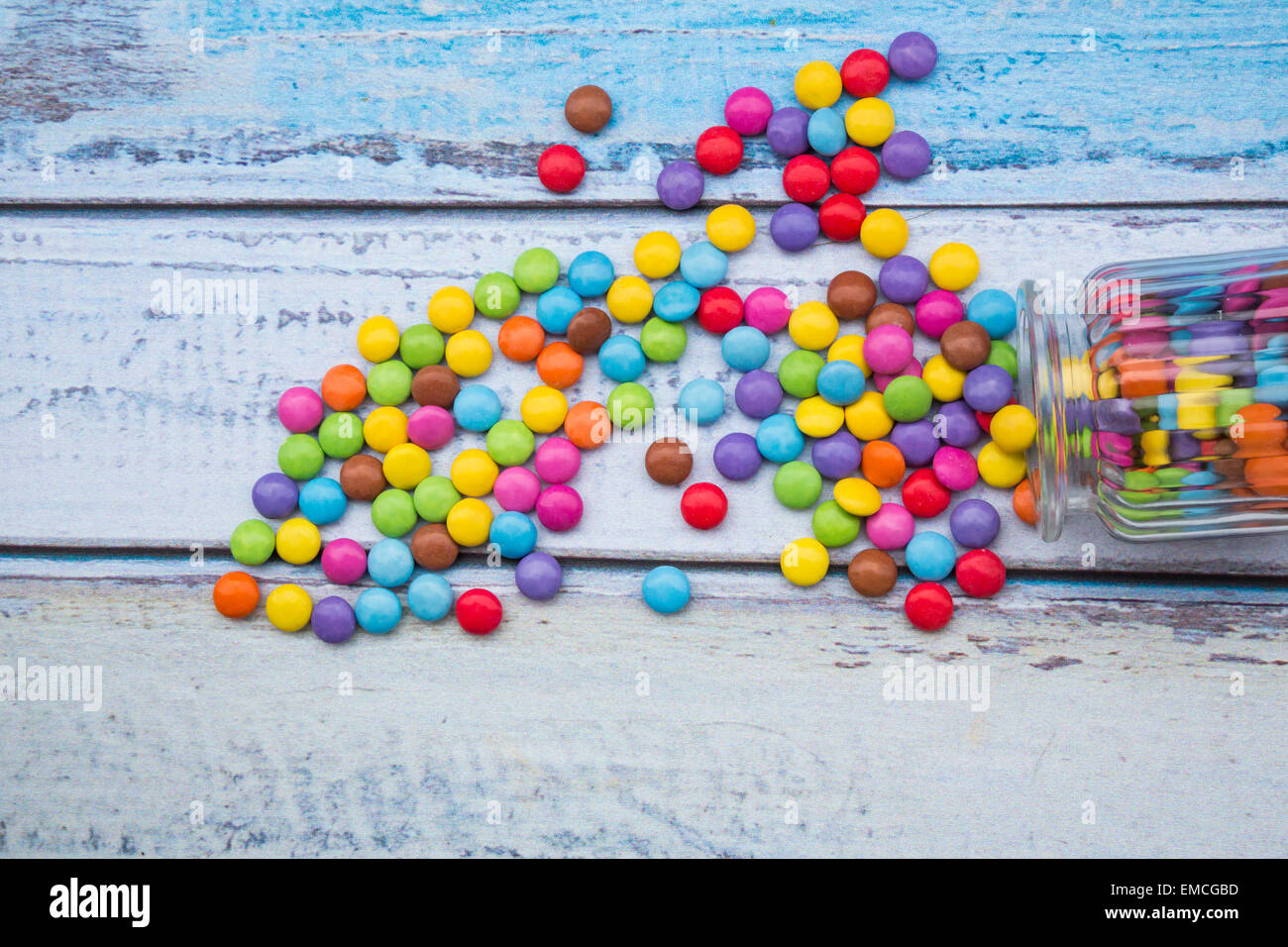 Smarties chocolate light blue smarties hi-res stock photography and ...