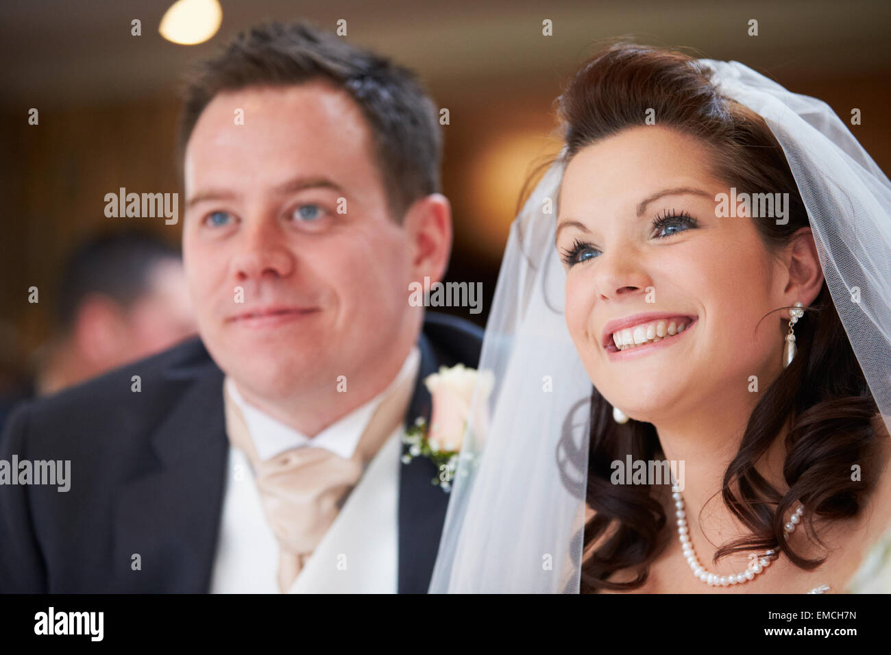 Bride And Groom During Wedding Ceremony Stock Photo - Alamy