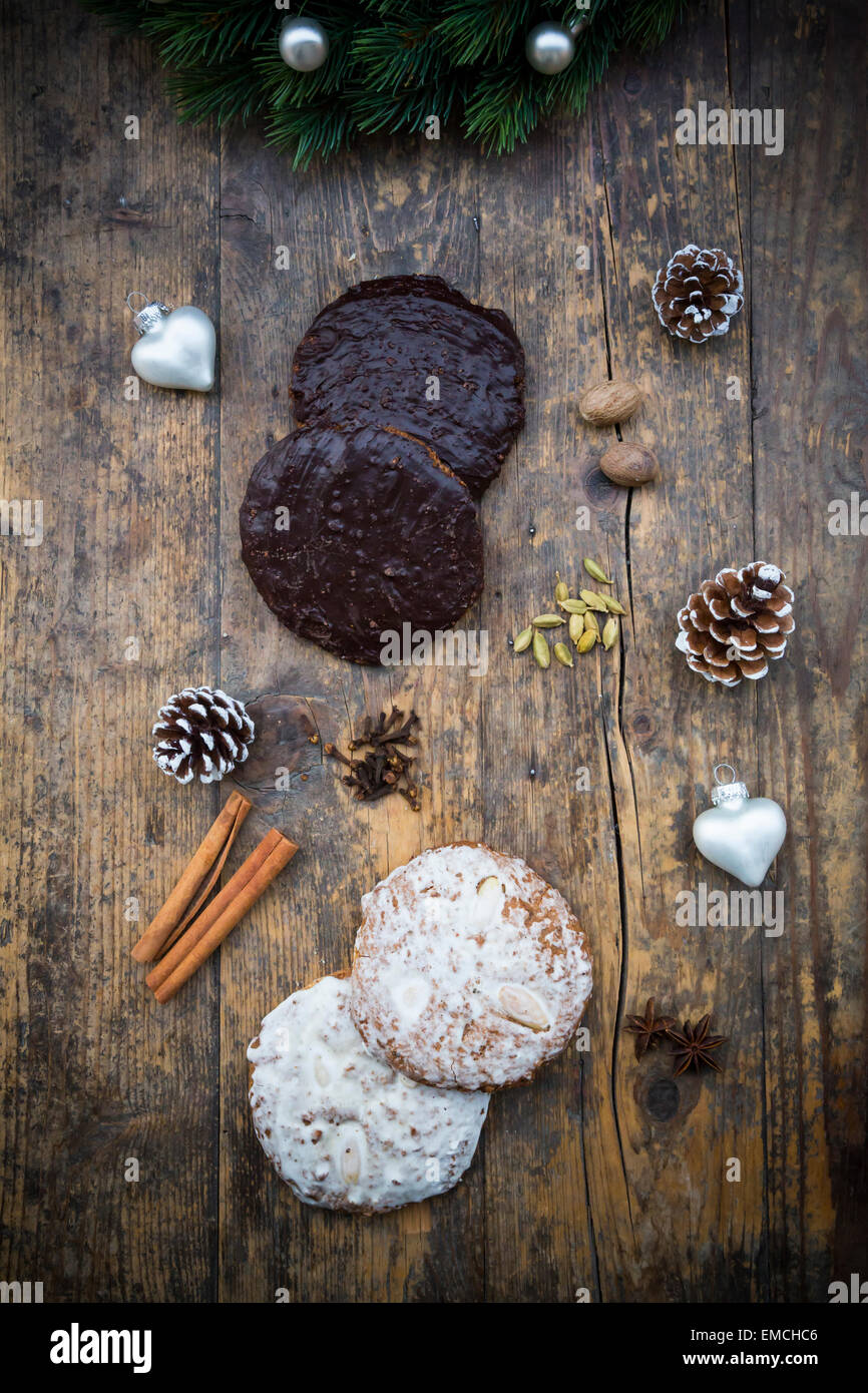 Nuremberg gingerbread and ingredients Stock Photo - Alamy