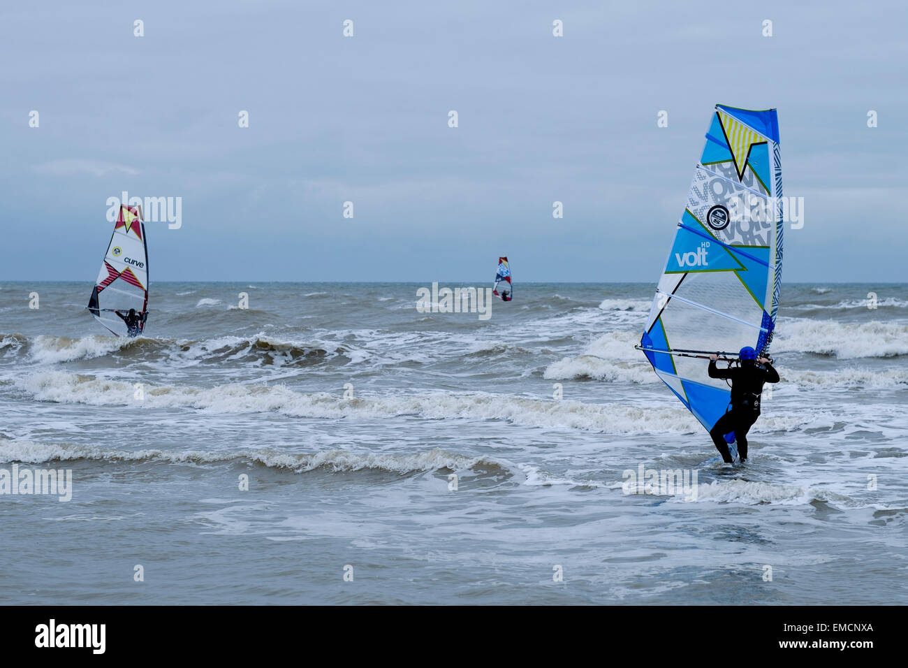 Windsurfers launch from Hove Beach next to Hove Lagoon Stock Photo - Alamy