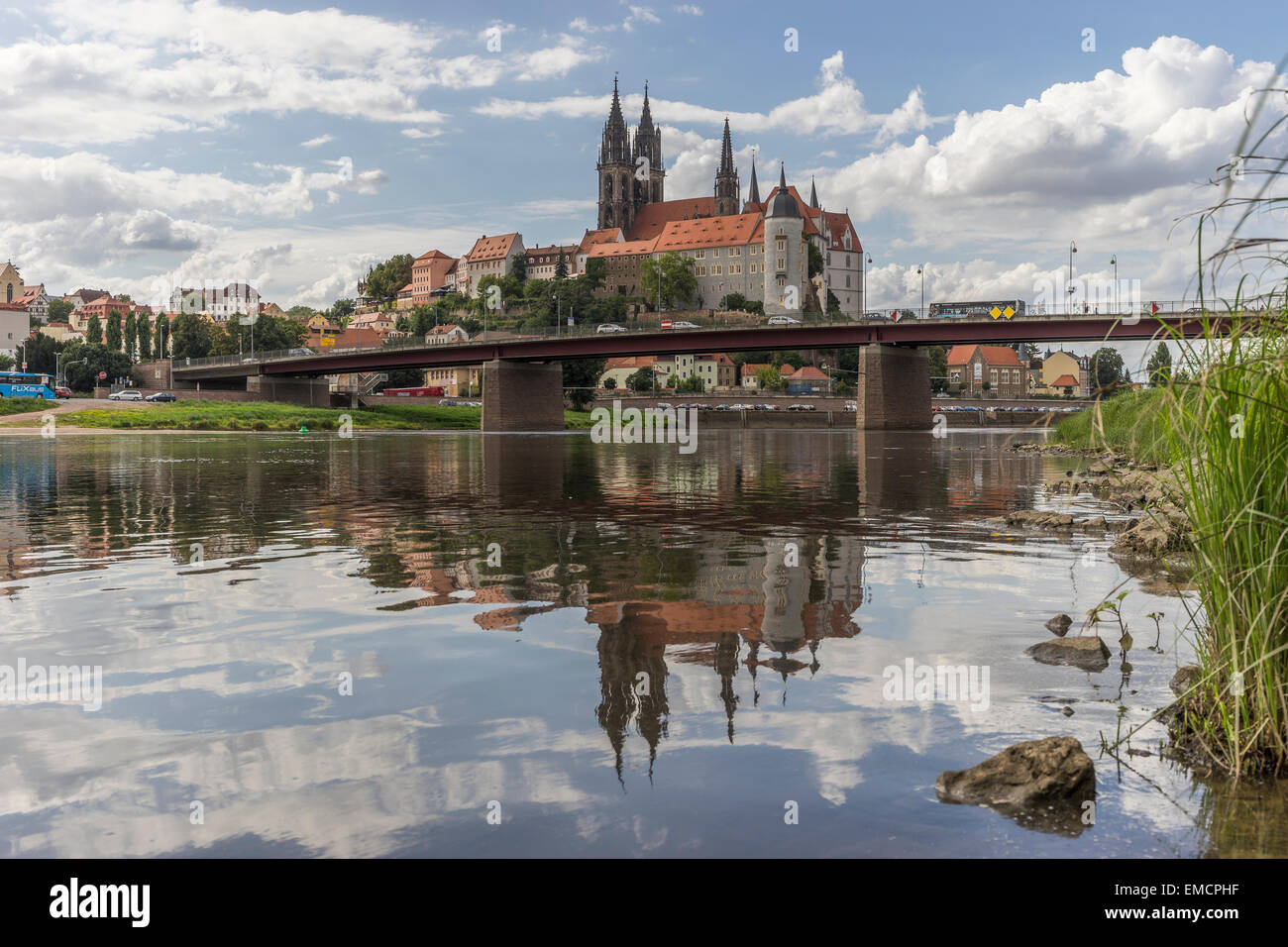Germany, Meissen, view to Albrechtsburg castle with Elbe River in the ...