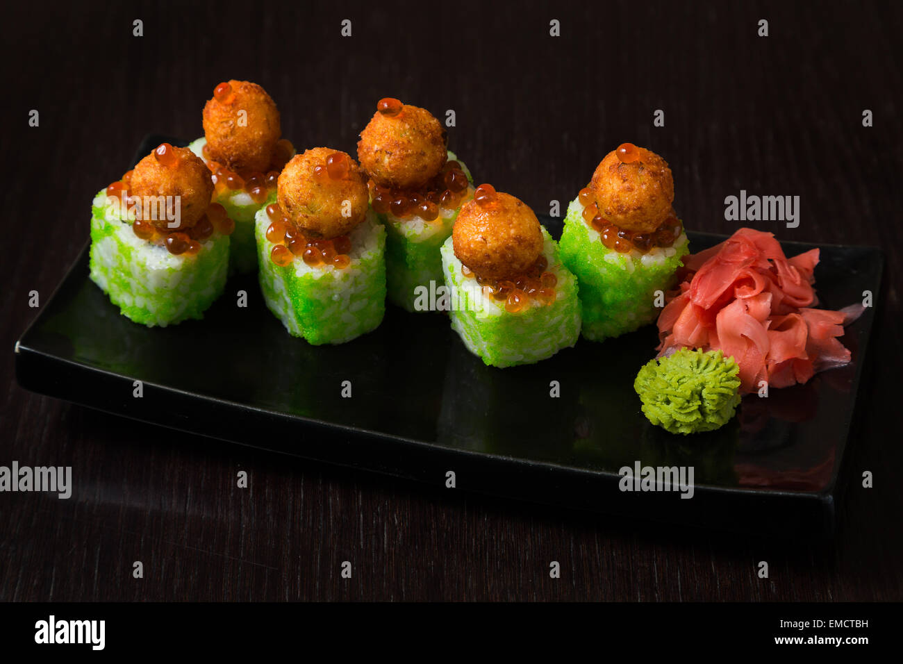 Plate of dinner rolls hi-res stock photography and images - Alamy