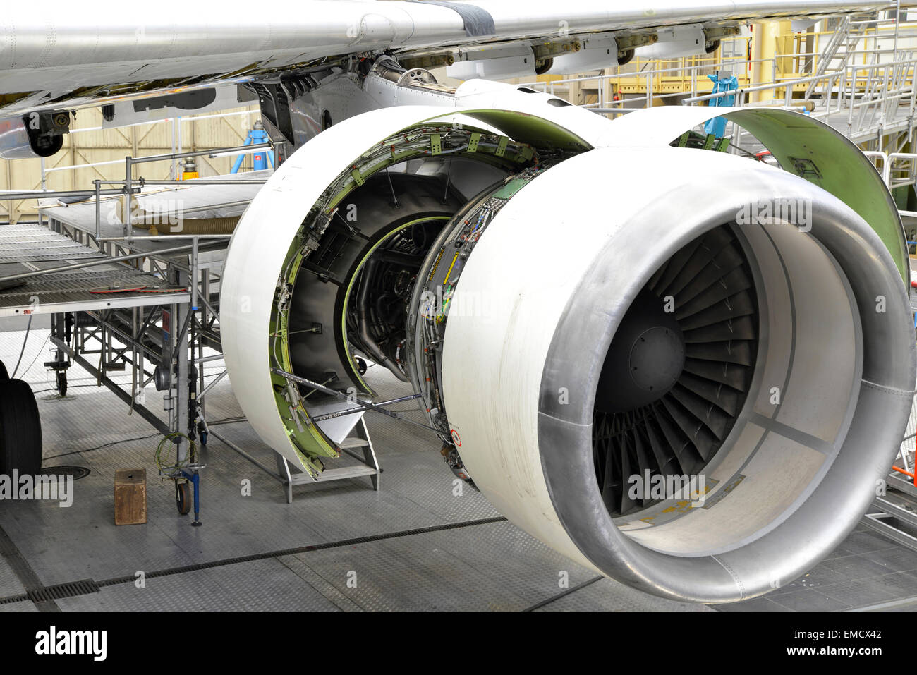 Jet engine of an unfinished airplane in a hangar Stock Photo - Alamy