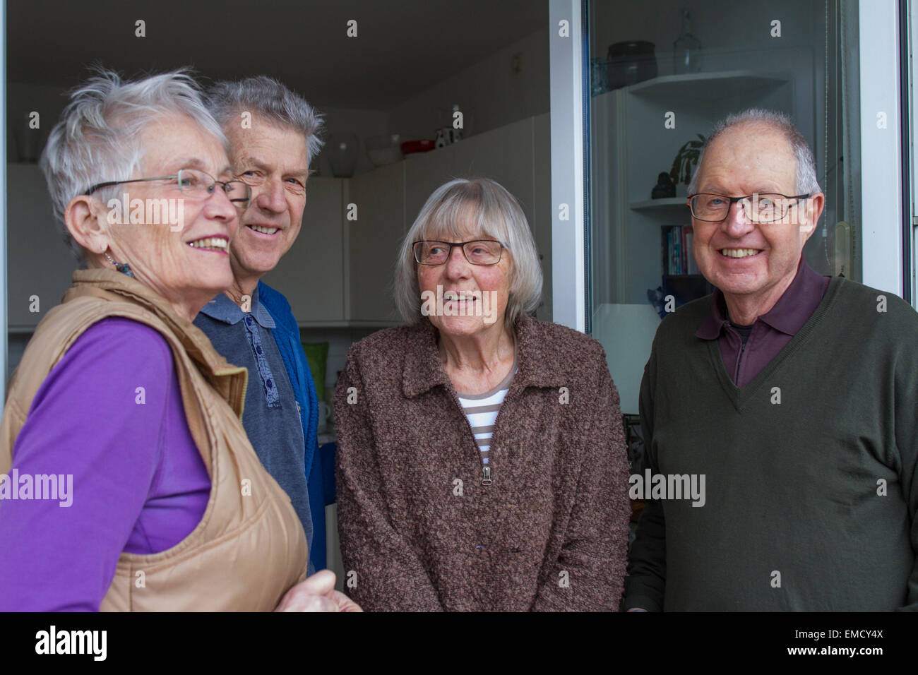 Flat sharing community hi-res stock photography and images - Alamy