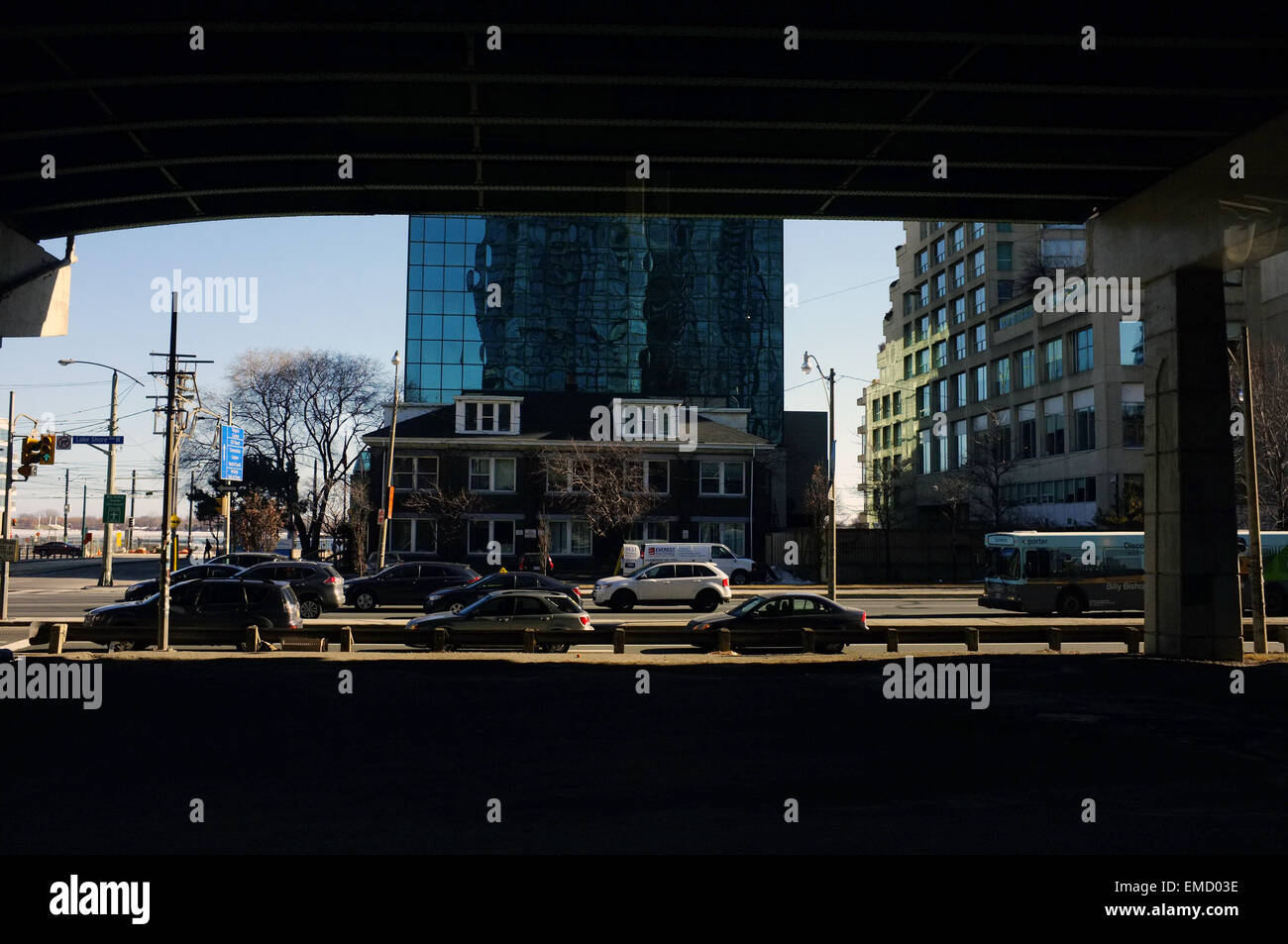 Toronto traffic light hi-res stock photography and images - Alamy