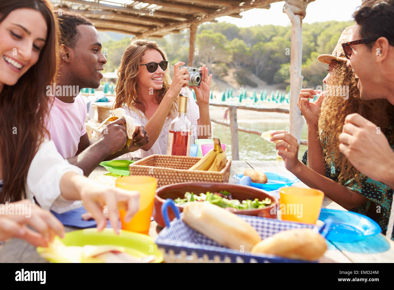 Group photographs hi-res stock photography and images - Alamy