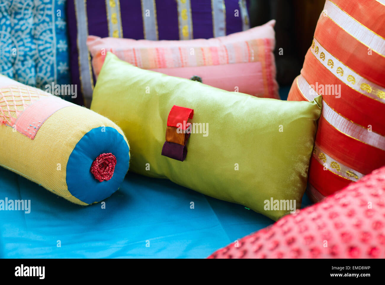 Artistic pillows hi-res stock photography and images - Alamy