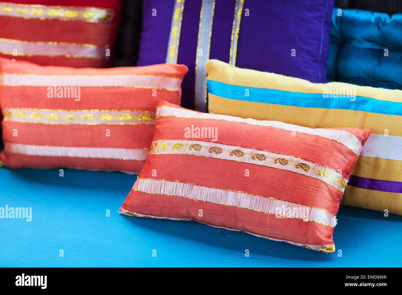 Artistic pillows hi-res stock photography and images - Alamy