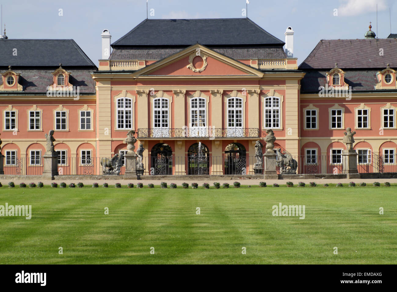 Castle in dobris hi-res stock photography and images - Alamy