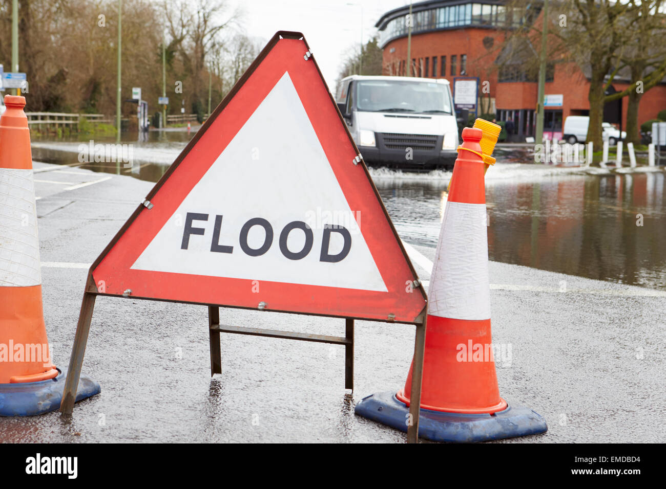 Warning Traffic Sign On Flooded Road Stock Photo - Alamy