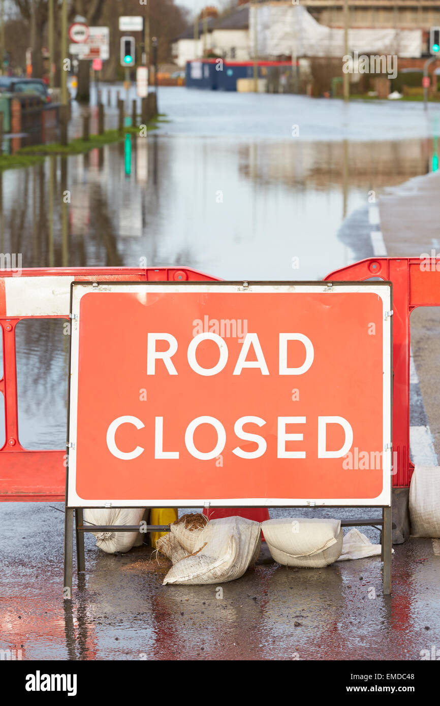 Warning Traffic Sign On Flooded Road Stock Photo - Alamy