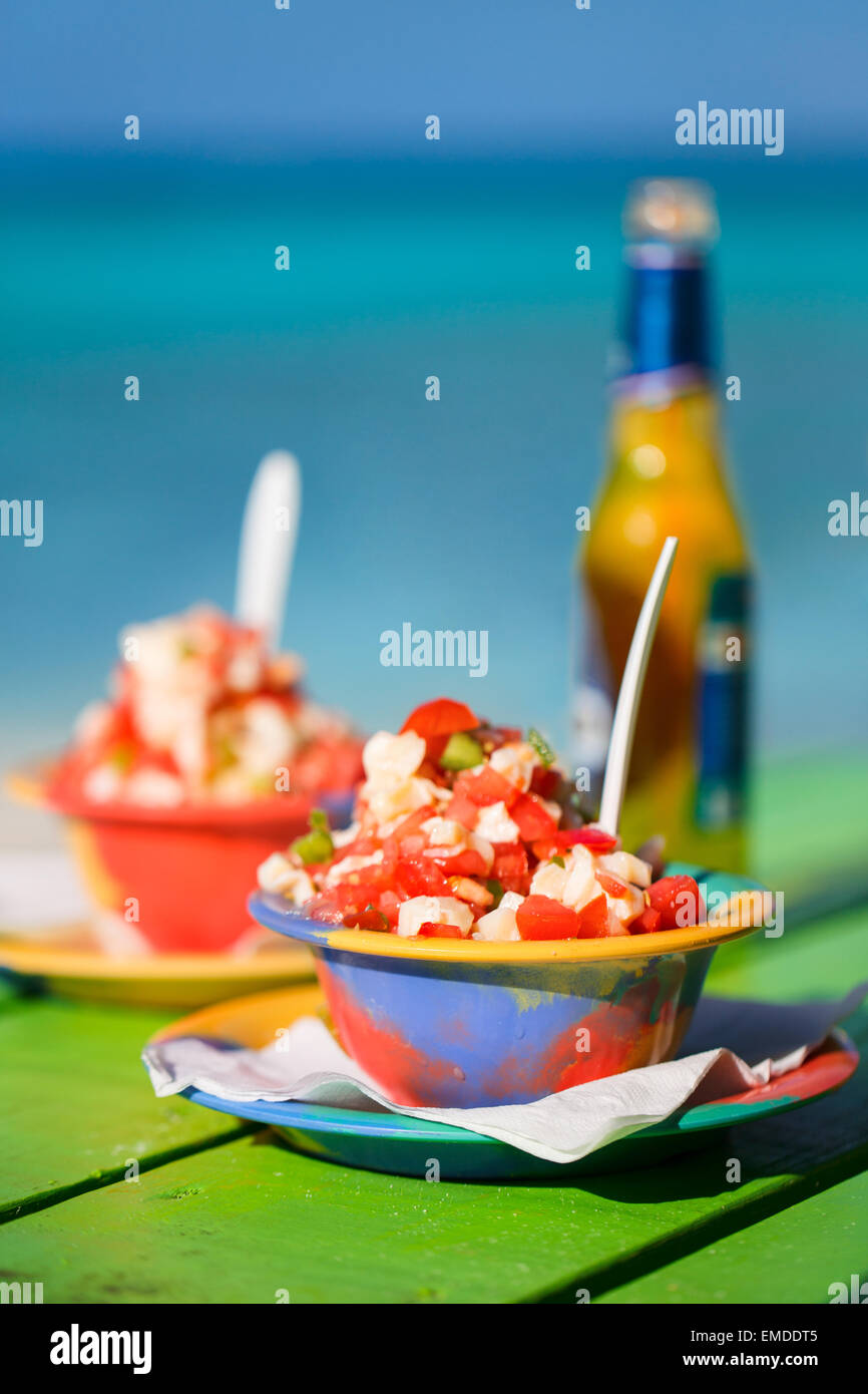 Conch bahamas hi-res stock photography and images - Alamy