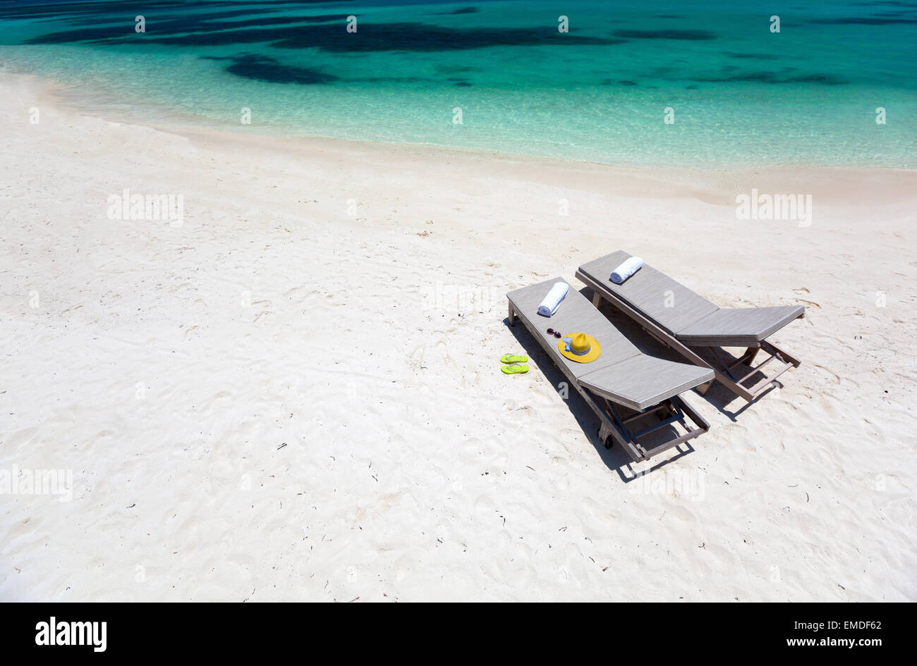 Beach chair high angle view hi-res stock photography and images - Alamy