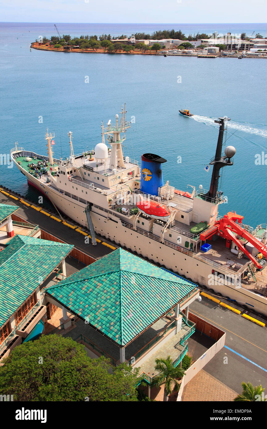 Aloha tower honolulu hi-res stock photography and images - Alamy