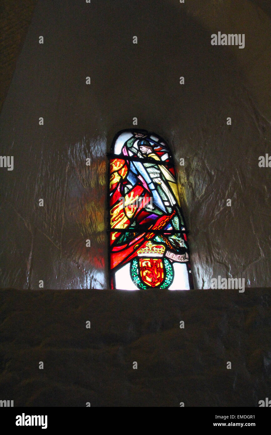 Edinburgh castle stained glass window hi-res stock photography and ...