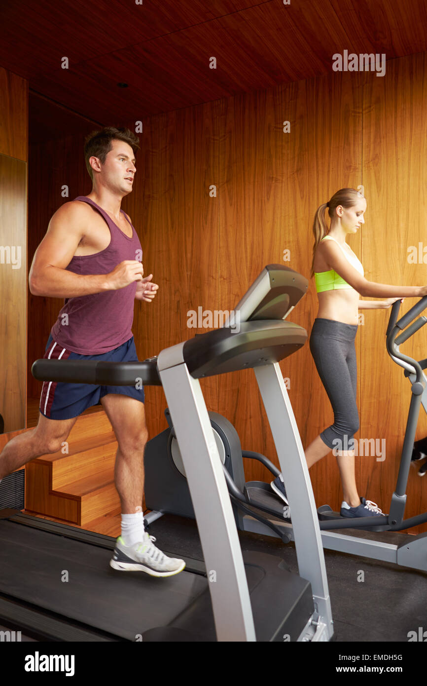 Two men exercising in gymnasium hi-res stock photography and images - Alamy